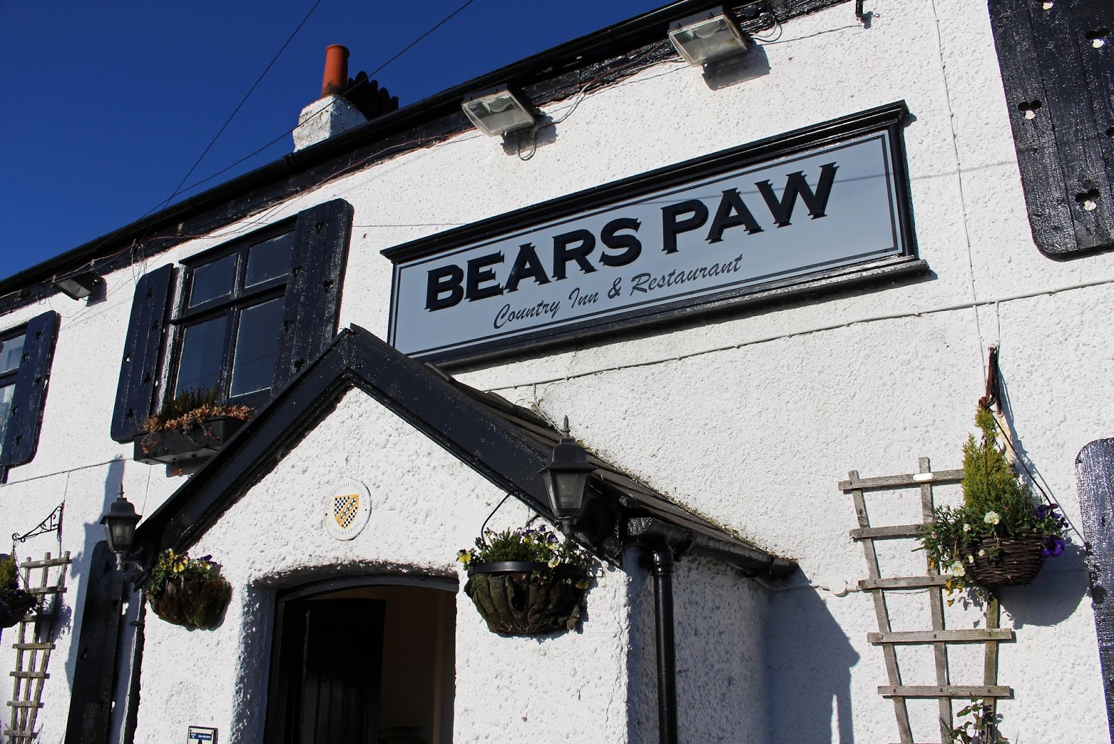Sconzani Cheshire Pubs And Their Signs 4