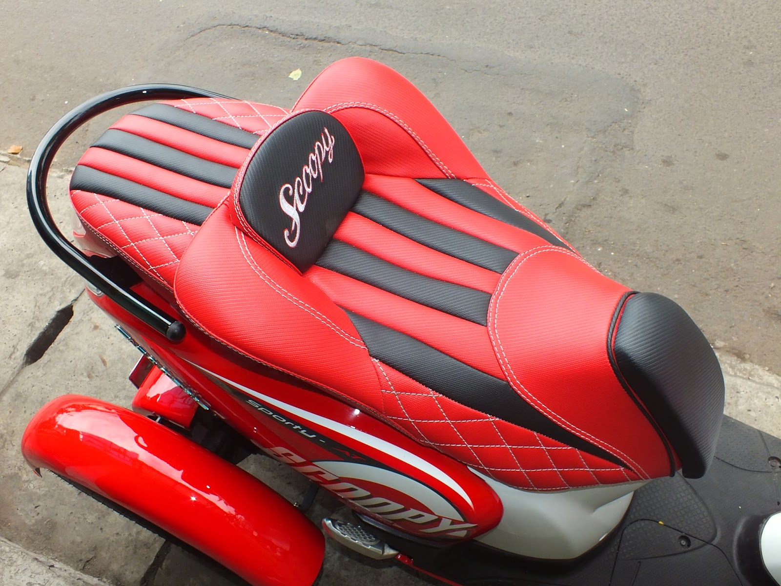 Oracle Modification Concept: HONDA SCOOPY FI MODIF RODA3 MIDDLE CLASS ...