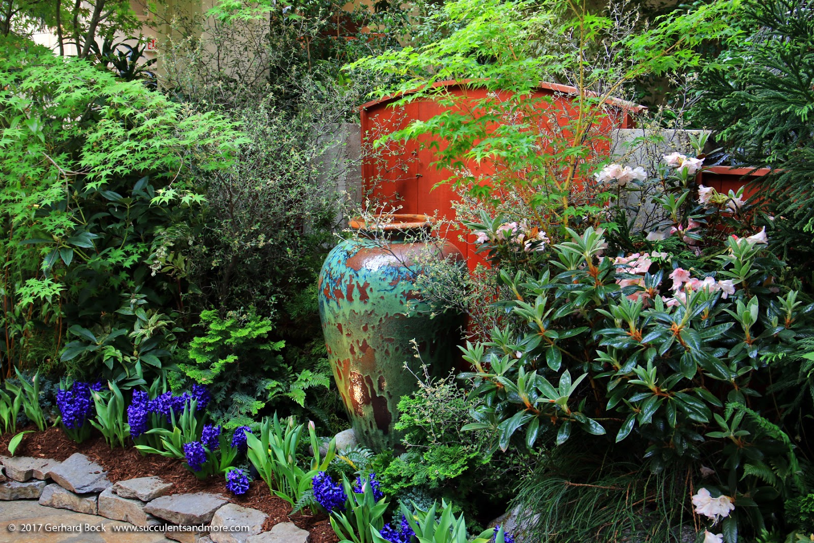 Butchart Gardens on the cusp of spring