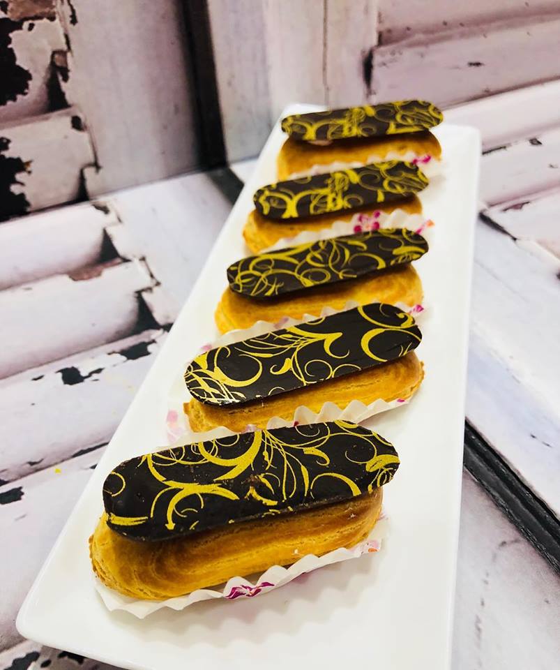 Izah's Kitchen: Designer Eclairs, Halal Eclairs Singapore