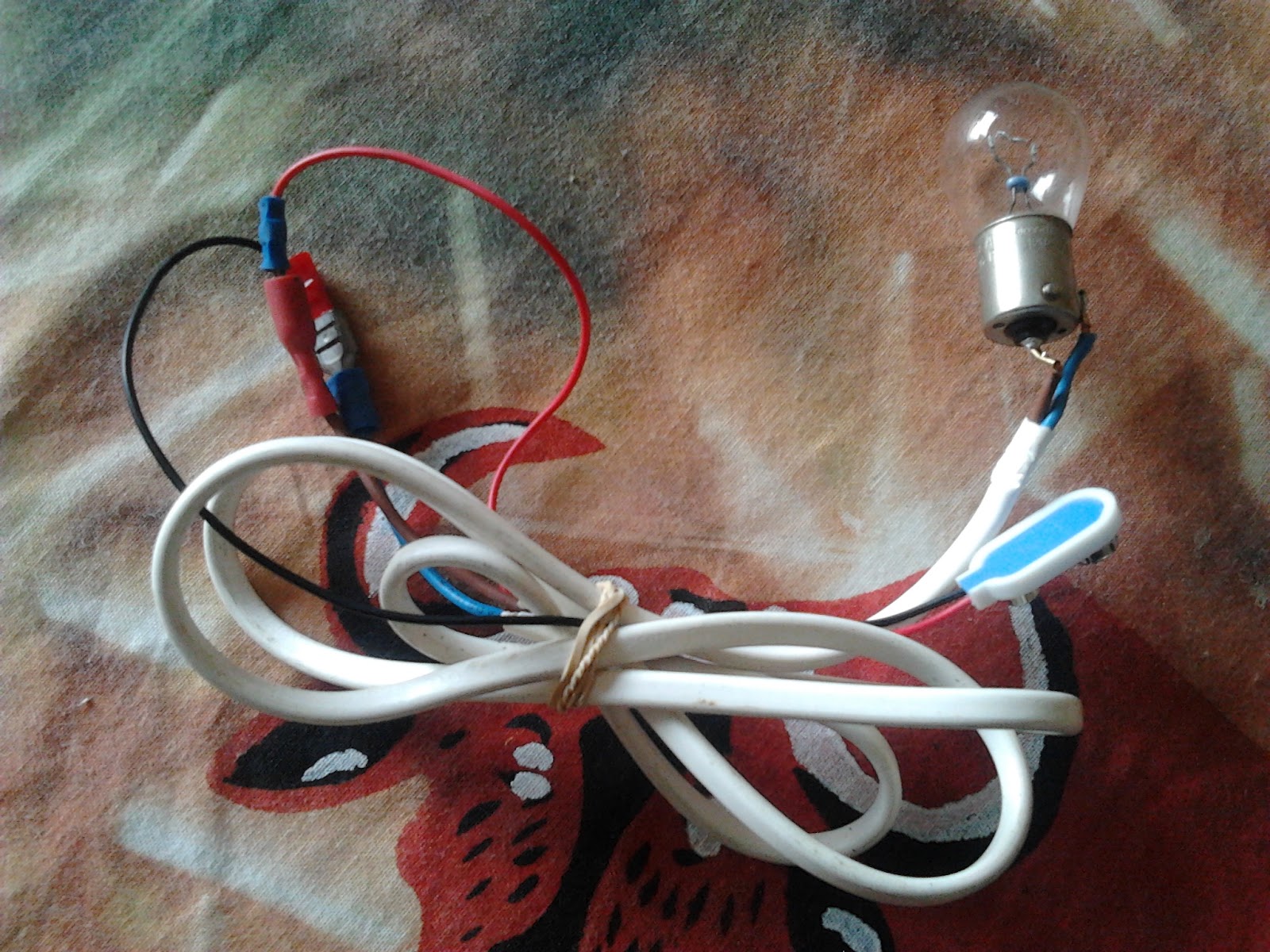 Dan, Josh and Anna: The Bomb (Dan Sheridan) and light bulb Props (Josh ...