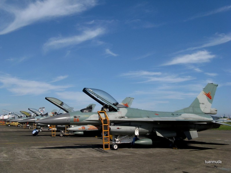 DEFENSE STUDIES: Lockheed Martin Looks to Upgrade Indonesian F-16 ...