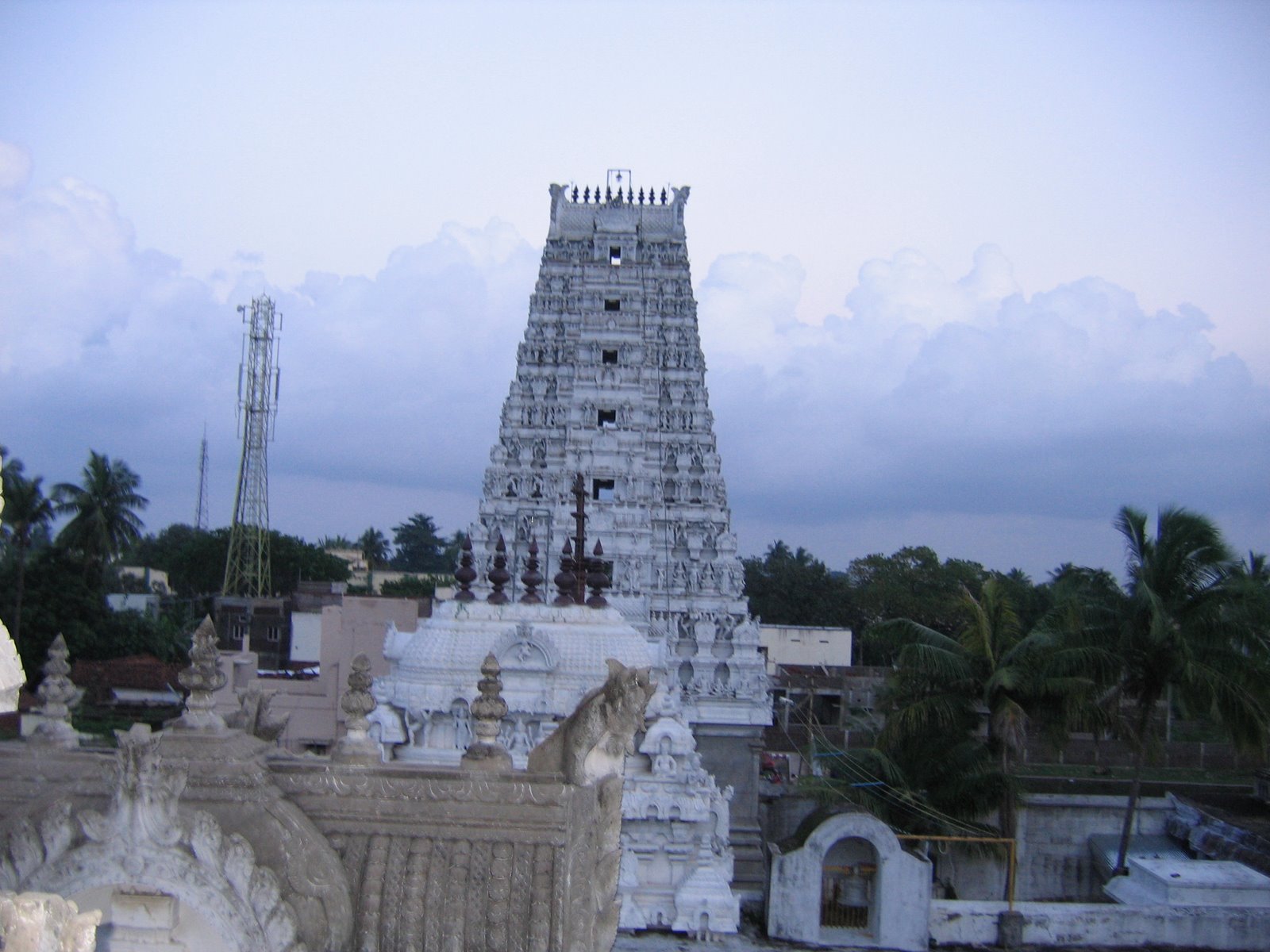 Tamilnadu Tourism: Sundaravarada Perumal Temple, Uthiramerur ...