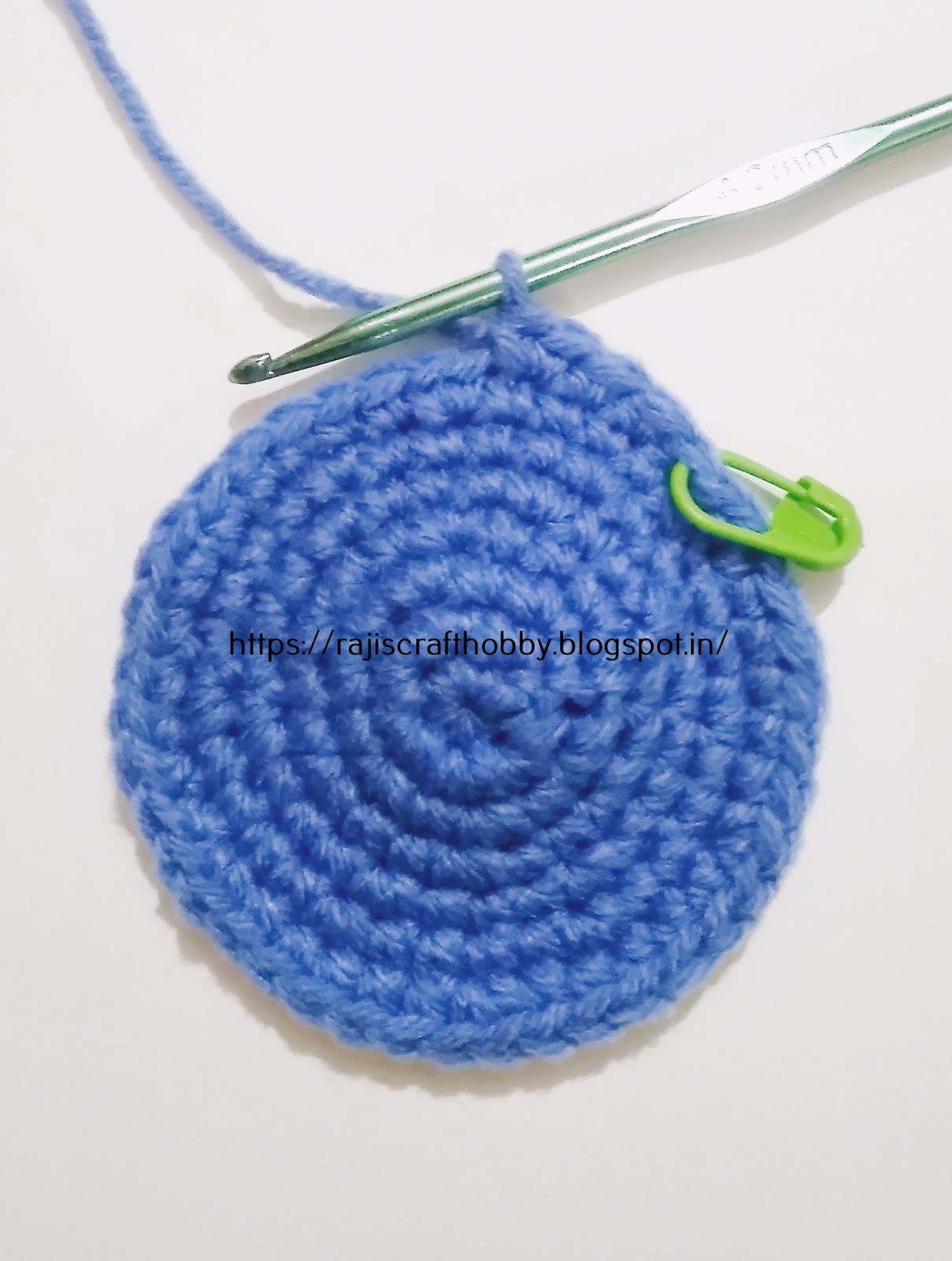 Raji's Craft Hobby: How to Make a Flat Single Crochet Circle