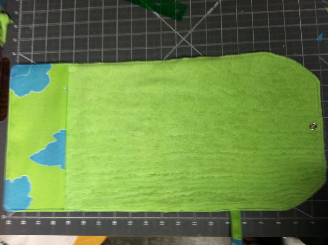 Redfly Creations: Diaper/ Changing Pad Clutch * pattern