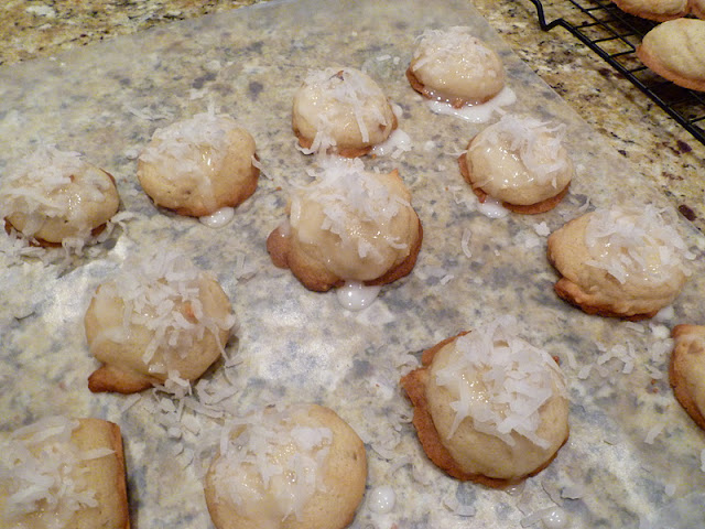 I Like to Bake and Cook Blog: Date Drop Cookies: Aunt Hilda's Recipe ...