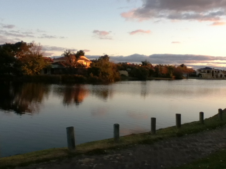 Reez's Gap Year: The Things I Deem Bloggable: Emu Lake, Ballajura