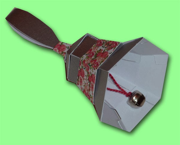 The Papercraft Post: Beautiful Bells Tutorial