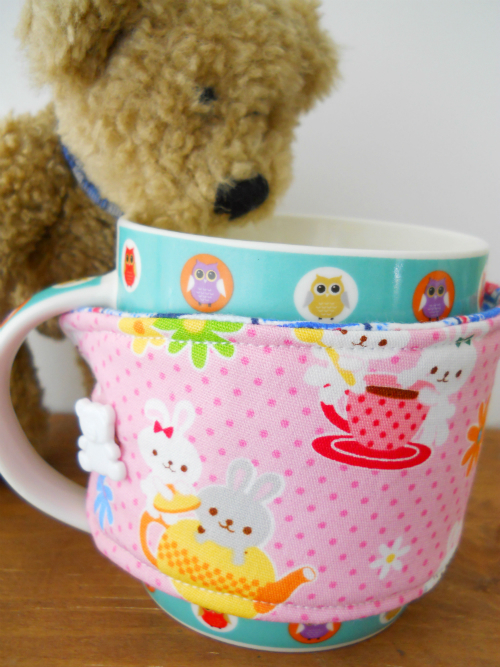 Coffee Mug Cozy Pattern and Homemade Kahlua - The Sweet Tidings