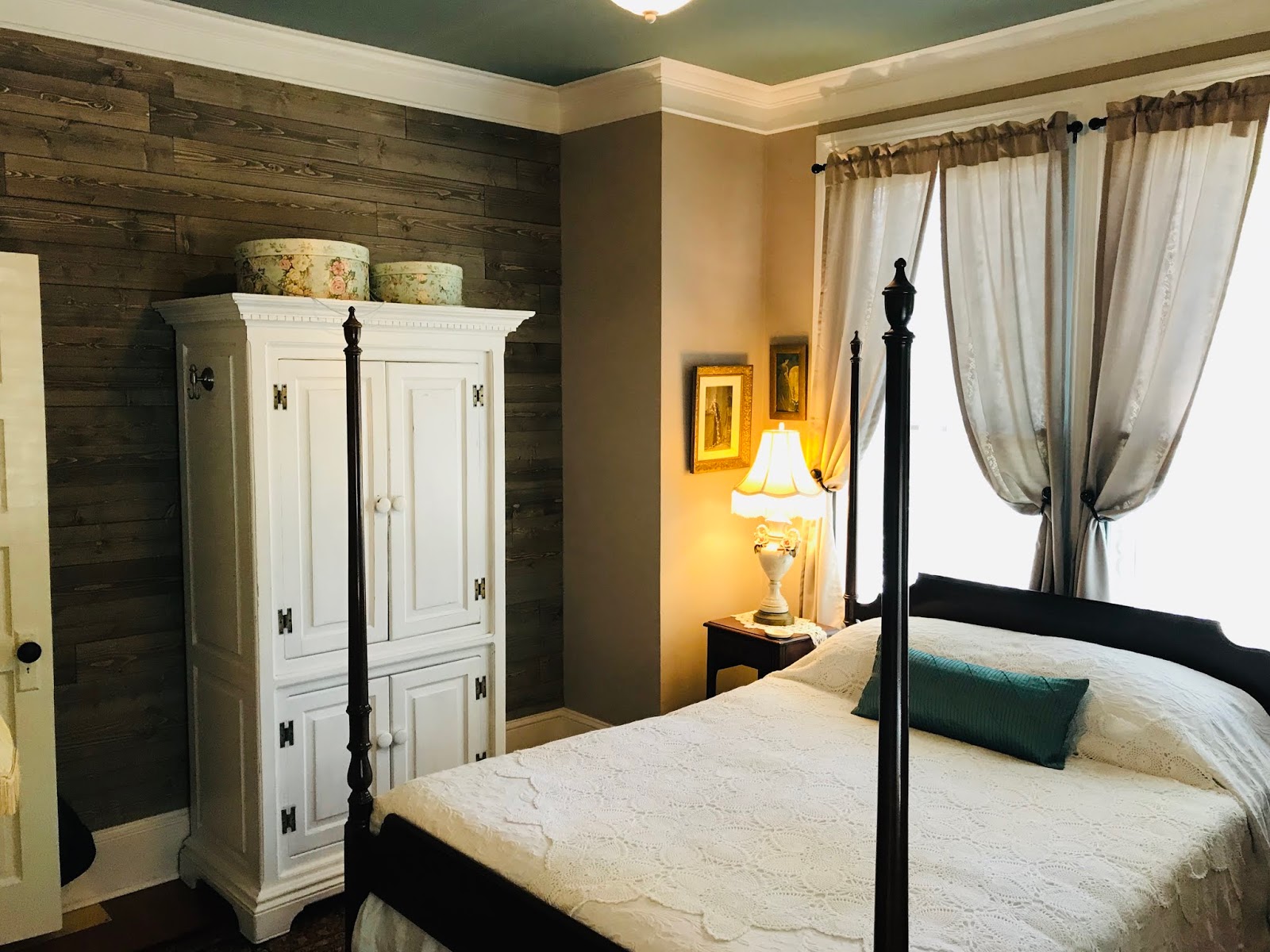 Salisbury Real Estate LLC: Circa 1890s Victorian Cottage in Prestigious ...