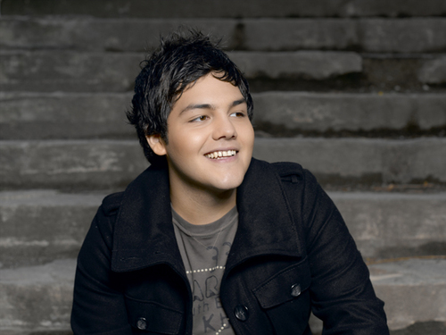 Alejandro Fuentes | Celebrities Photos Hub