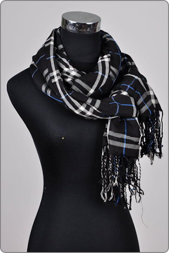 Scarves elicits some new fashion statement. ~ MODELS TALK