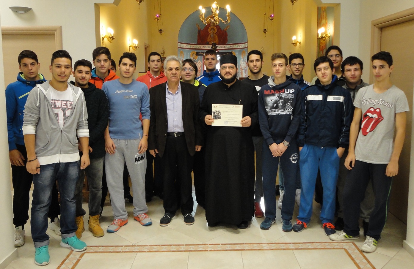 Αναστάσιος: ΠΑΝΕΛΛΗΝΙΑ ΒΡΑΒΕΥΣΗ ΜΑΘΗΤΩΝ ΤΟΥ ΕΚΚΛΗΣΙΑΣΤΙΚΟΥ ΛΥΚΕΙΟΥ ΠΑΤΡΩΝ