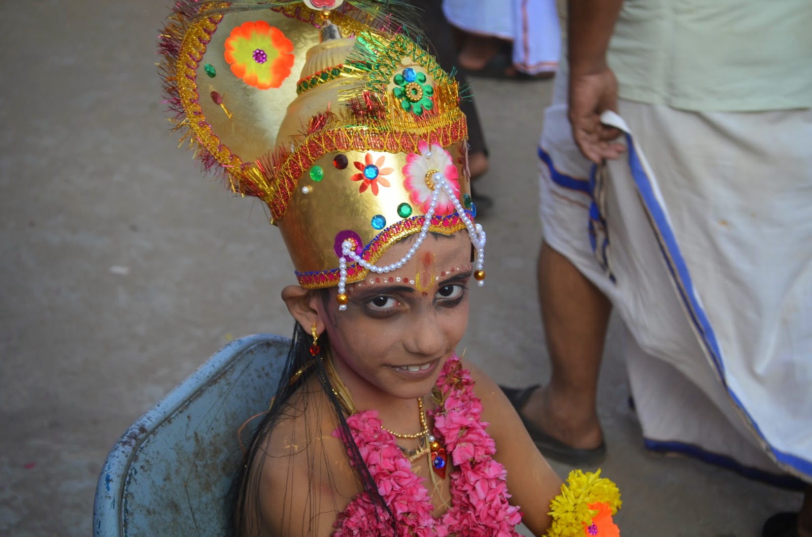 Attukalpongala: Attukal pongala : Kuthiyottam photos