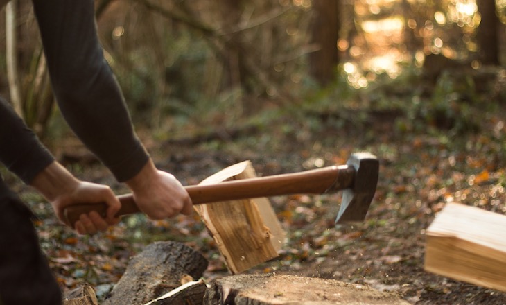 Best Tools for Splitting Firewood When Camping
