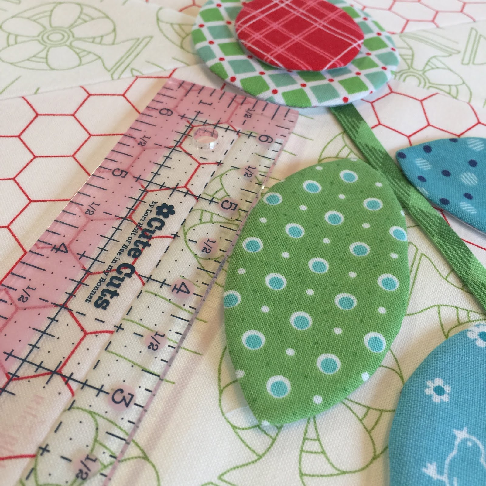 Bee In My Bonnet: Sew Simple Shapes Series - Week Two - Block 2 and ...