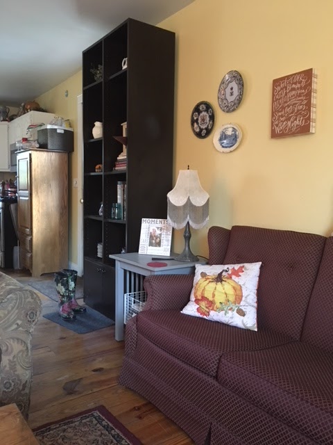 Creekside Cottage: Home Keeping: Living Room Rearrangement