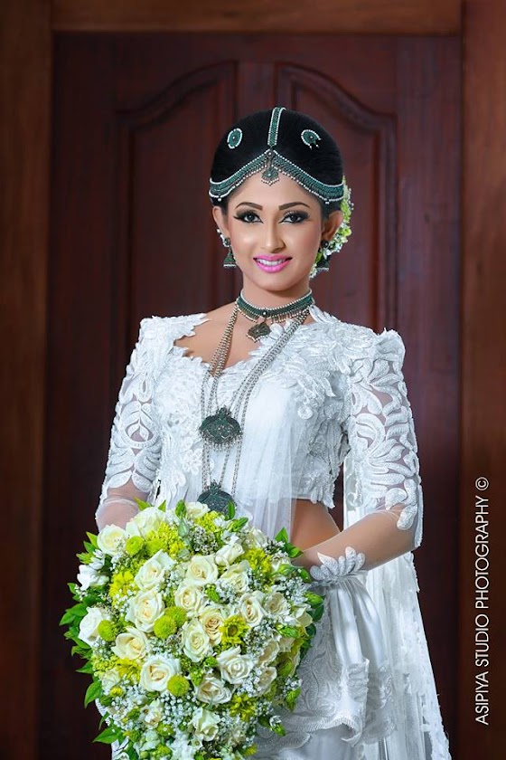 Sinhala Wedding Dress Photos