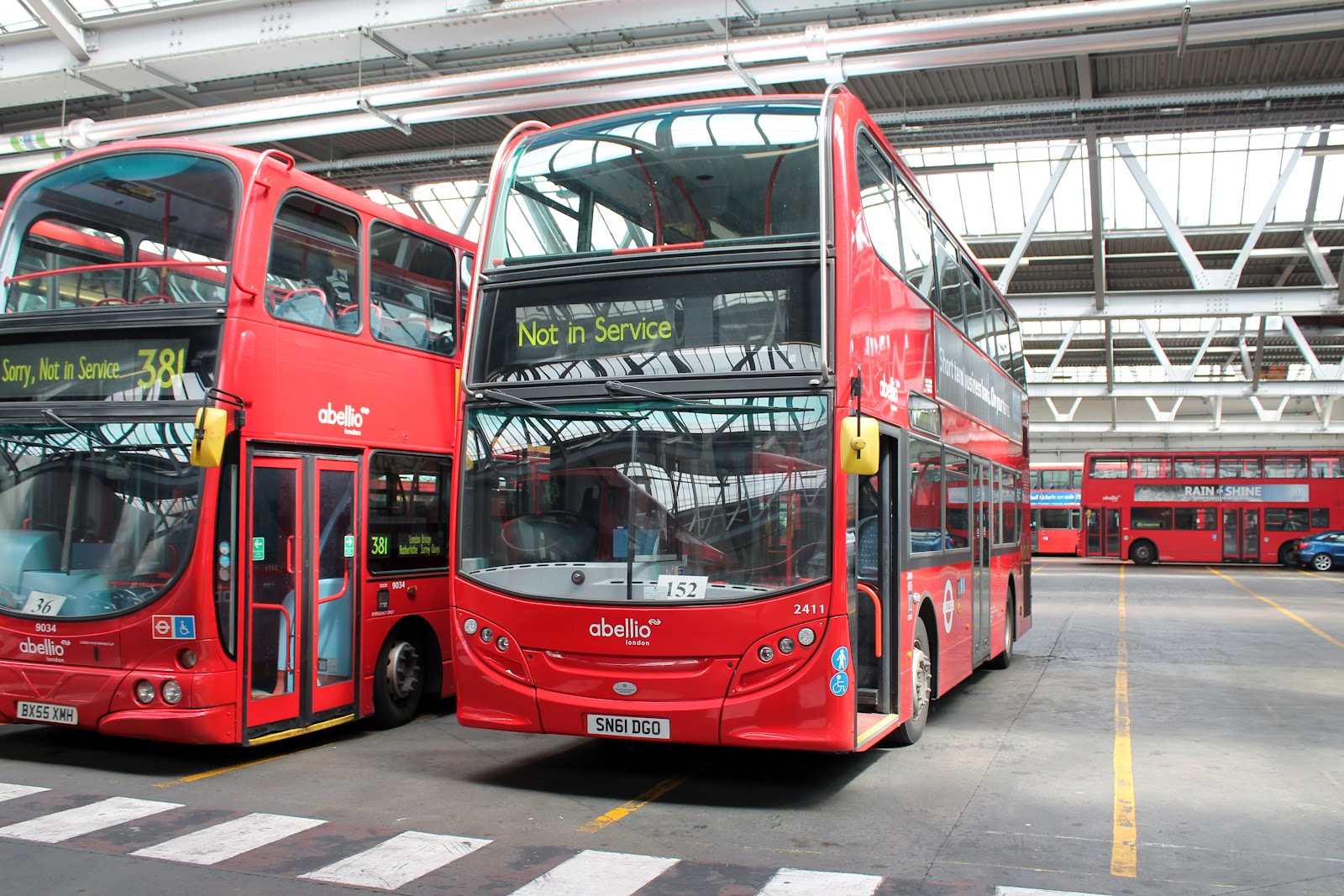 The Circle of London : Abellio London Walworth Garage [WL]