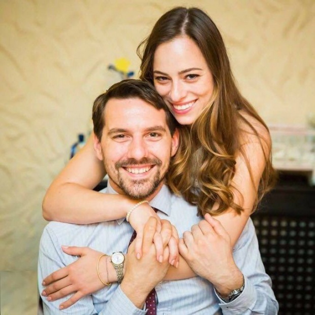 Royal Musings: Nicholas de Roumanie Medforth-Mills is engaged.