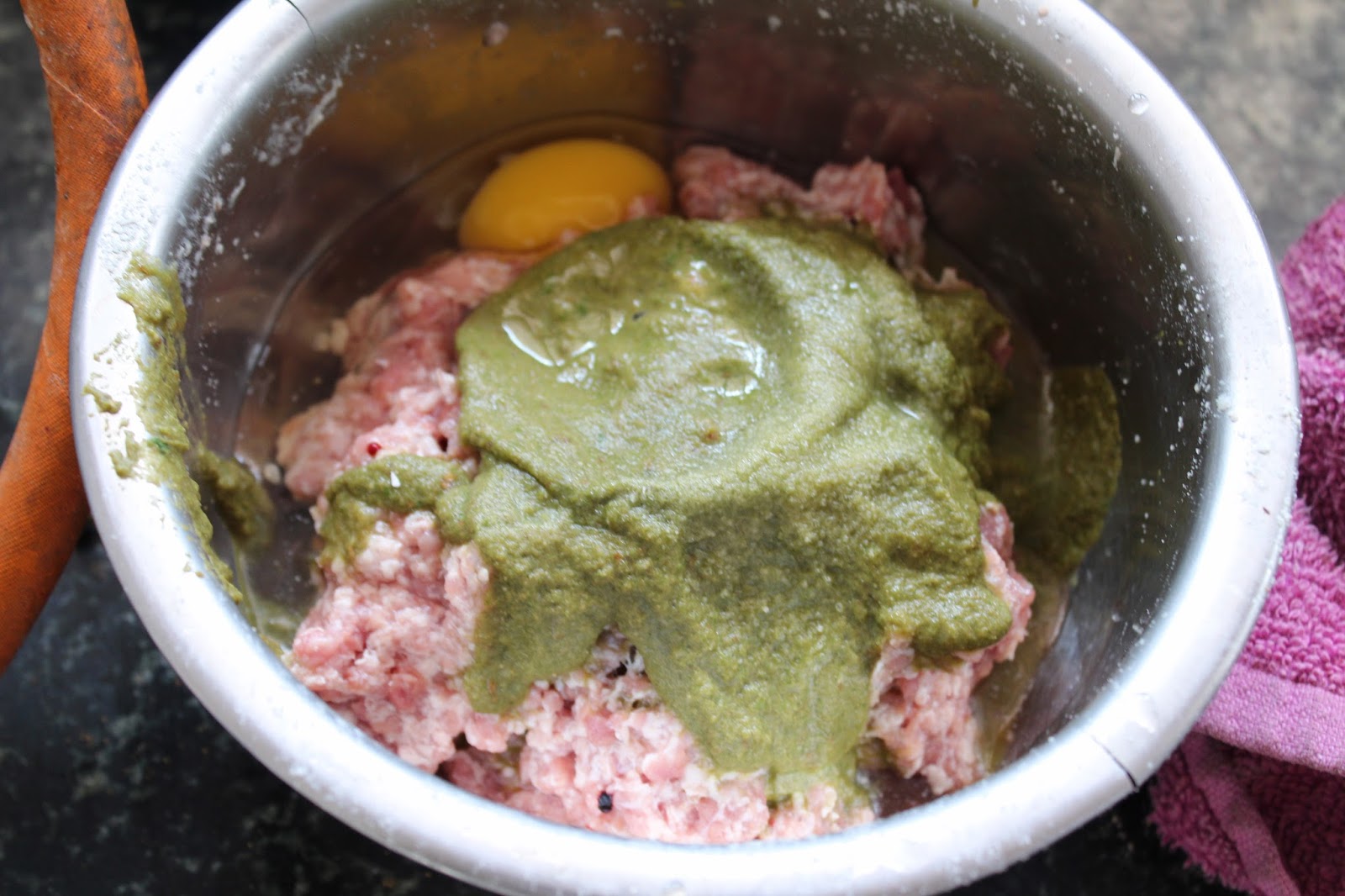 MUTTON PATTIES GRAVY