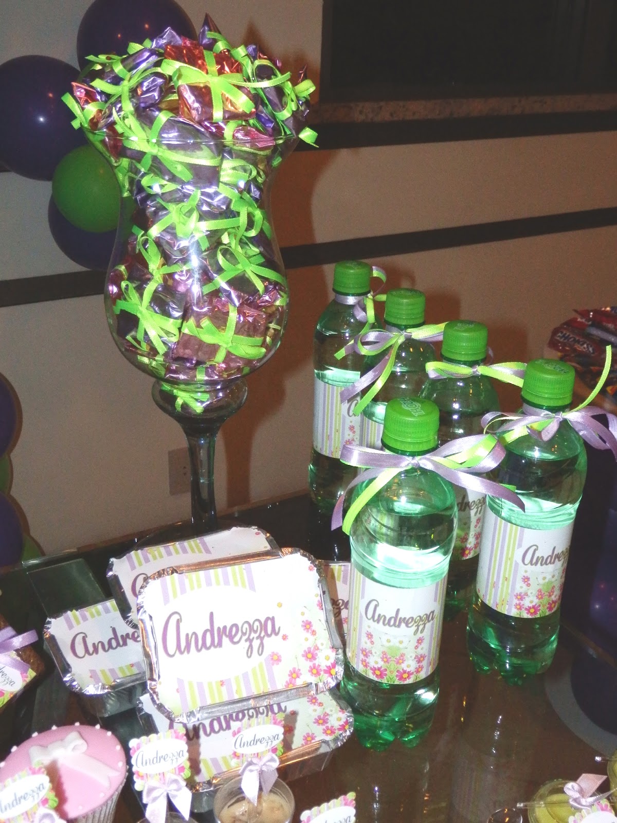 Danielle Jotha: Aniversário Tema Floral