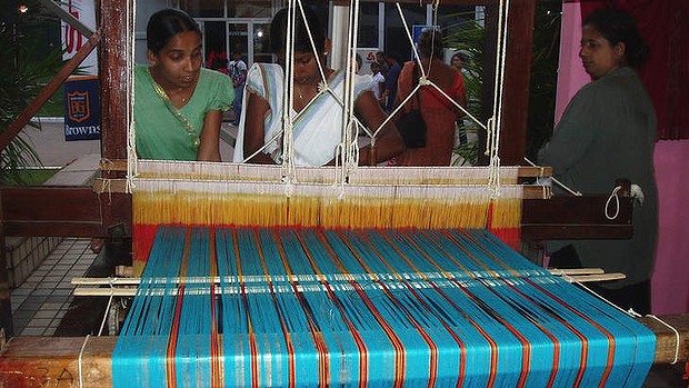 Colour my world: the textiles of Sri Lanka | GlobalSalsa: travel writer ...
