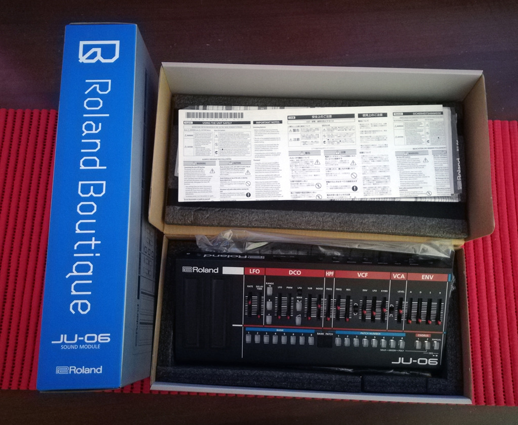 MATRIXSYNTH: ROLAND JU-06 Limited Edition Boutique Version of the Juno-106