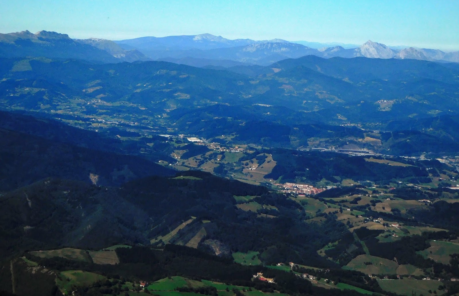 TXINDOKI / LARRUNARRI desde LARRAITZ 84