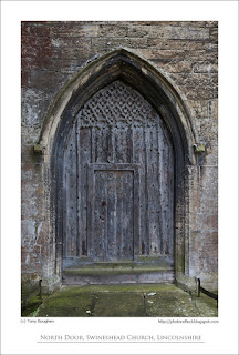 PhotoReflect: Old church doors