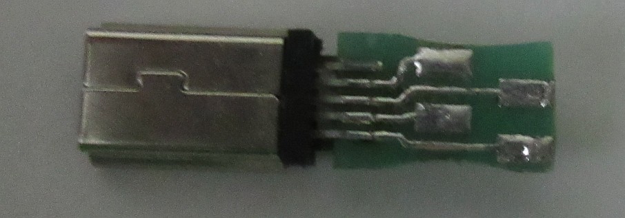 Hardware by design: Portable 103 - 10 pins Mini-USB connector