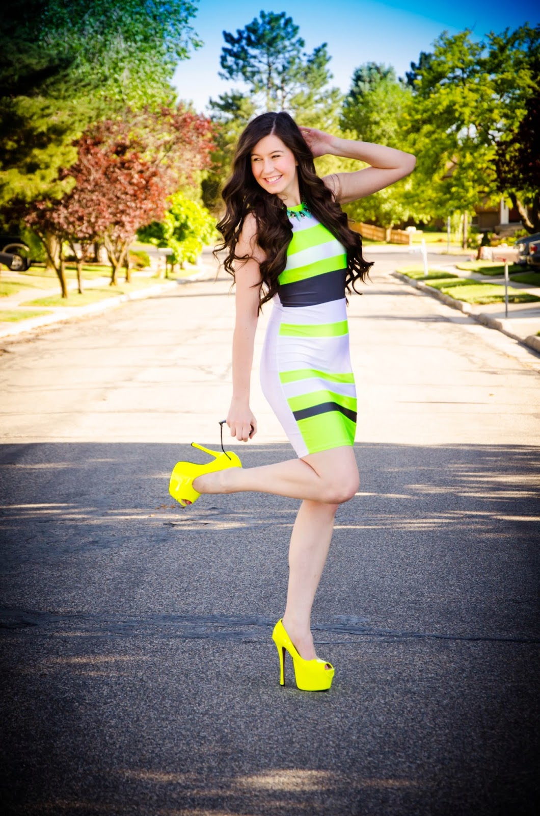 Love, Iris: Neon Colors with Ami Clubwear!