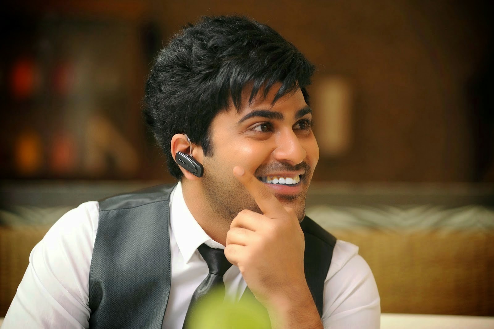 Run Raja Run Movie Stills - Benfit Show