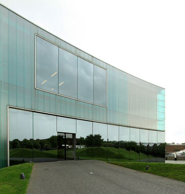 architecture framed: Laban Dance Center (2000-2003)