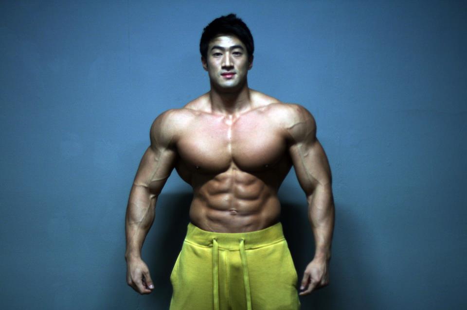 Musclemania: Training for Show Time