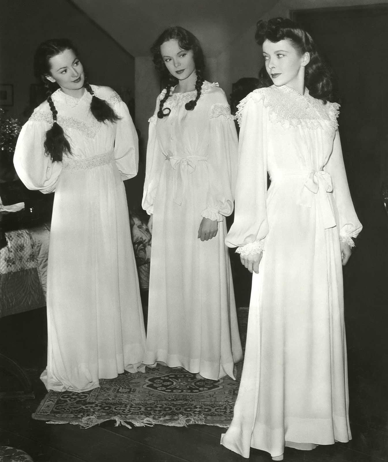 Slice of Cheesecake: Olivia De Havilland, Nancy Coleman, and Ida Lupino