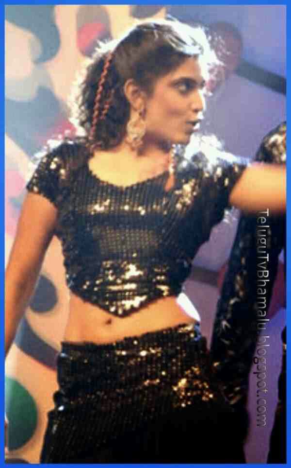 Telugu TV Bhamalu: Sameera Sheriff Navel Show