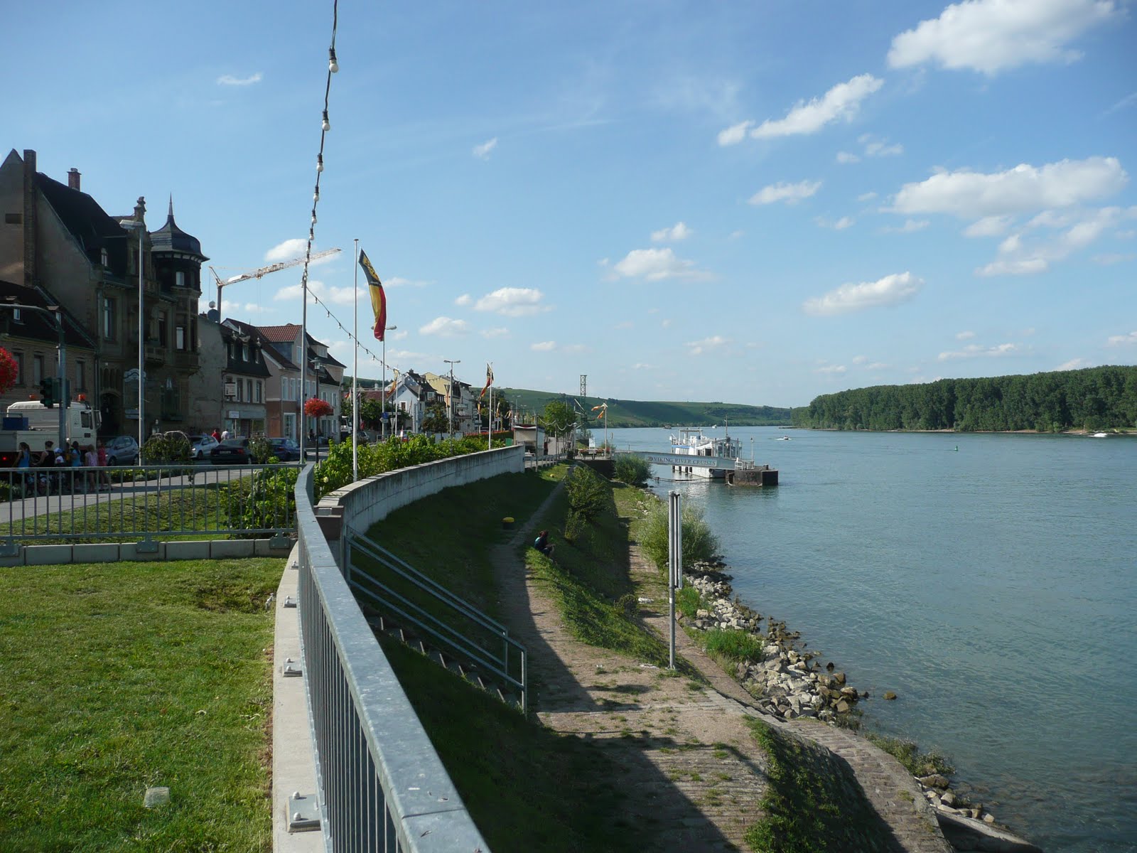 schiller-wine: Visit: Weingut Georg Albrecht Schneider in Nierstein ...