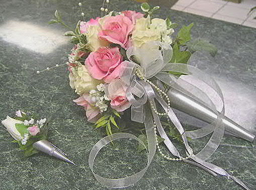 The C E Florals Blog: Tussie Mussies!