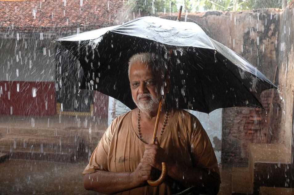 Midhunam Movie Latest Stills Hq... ~ Crazy Filmz