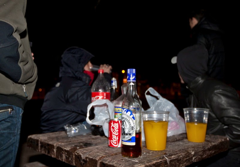 ¿POR QUÉ HACEN "BOTELLÓN" LOS JÓVENES?: INTRODUCCIÓN