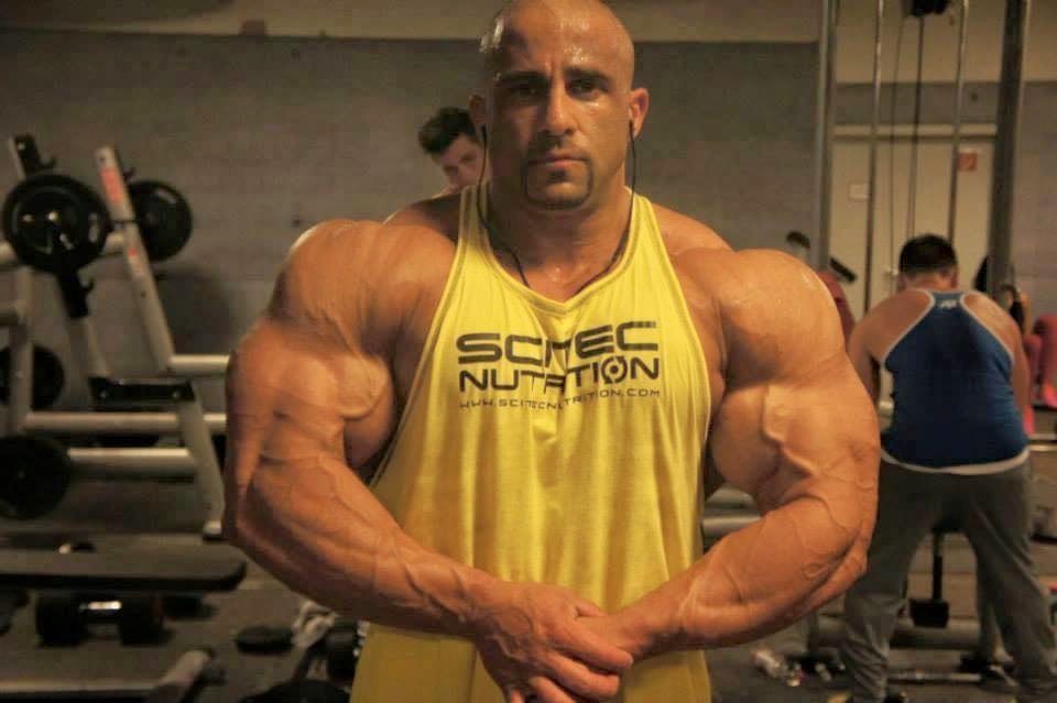 Muscle Lover: Lebanese-Canadian IFBB Pro bodybuilder Fouad Abiad