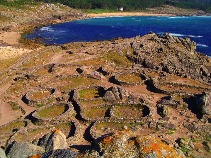 Turismo Enxebre: Os Mouros, leyendas de Galicia
