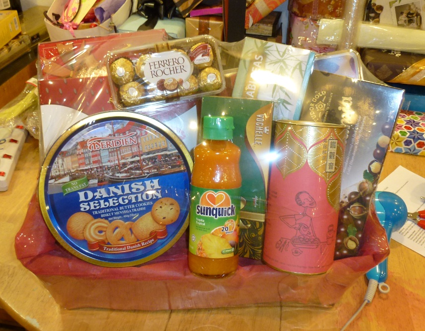 Myjottings898: Belajar Buat Hamper