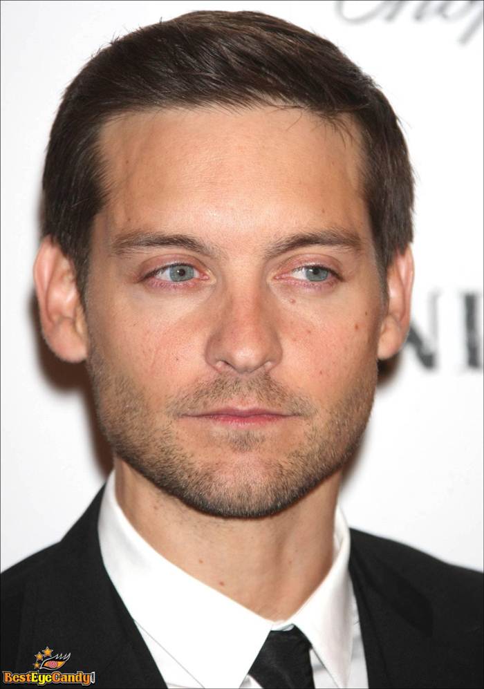 BIOGRAFIA,TOBEY MAGUIRE