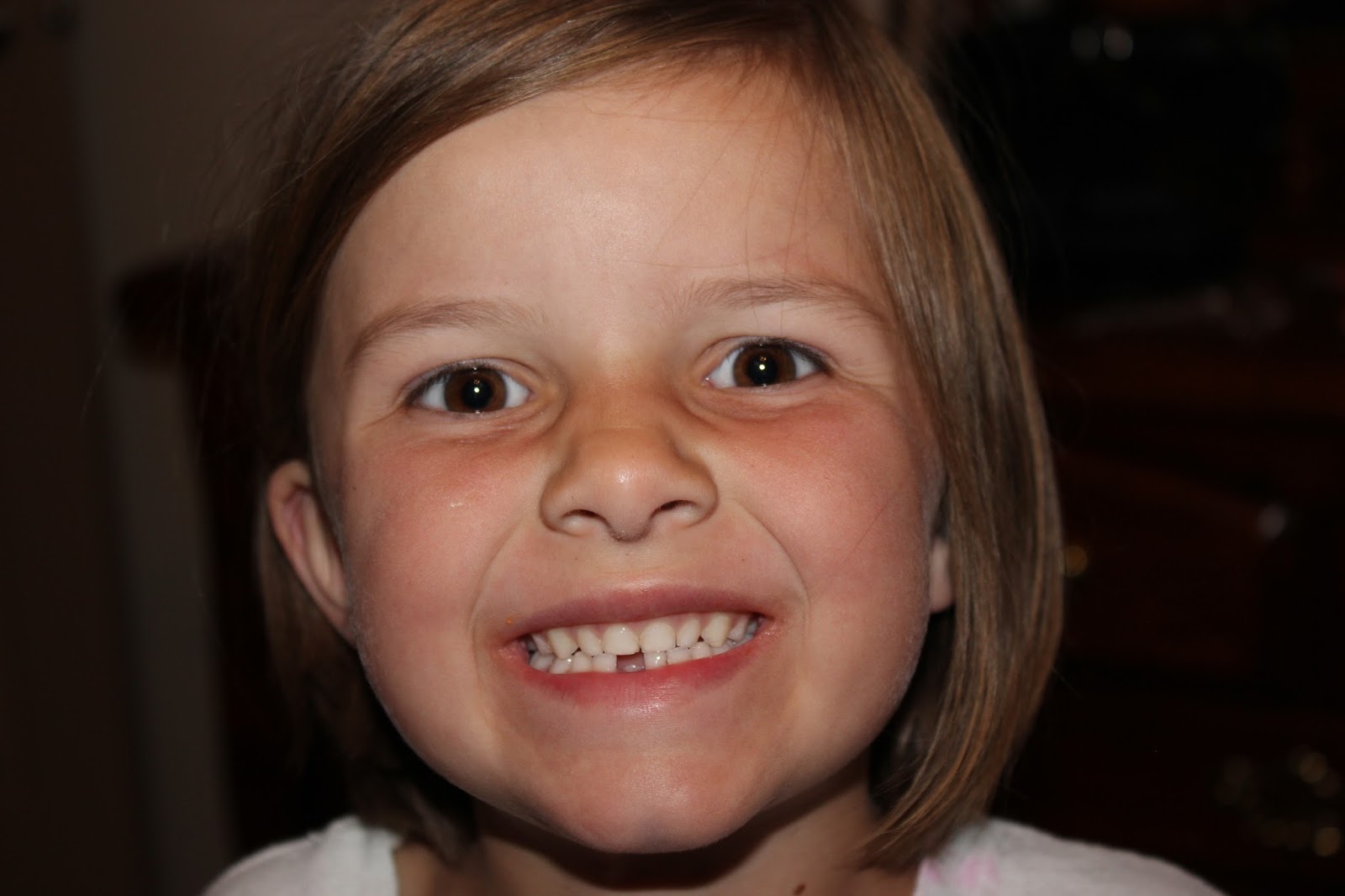Bozie's Babblings: Ava Loses Her First Tooth