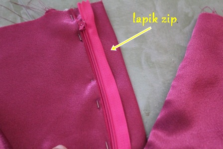 SWEET AND SIMPLE: menjahit zip seluar baju melayu