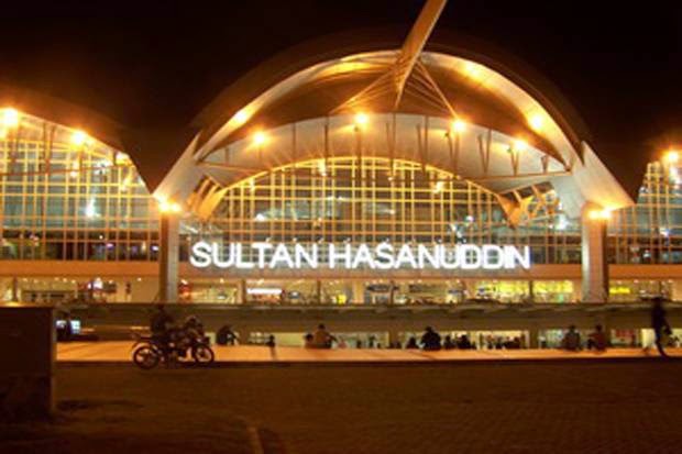 AKANG OETJOEV: Bandara SUltan Hasanuddin Makassar