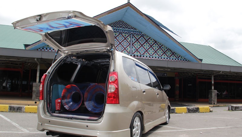 Modifikasi Toyota Avanza SPL : Ubah Volume Boks Subwoofer - FIX CAR MODS