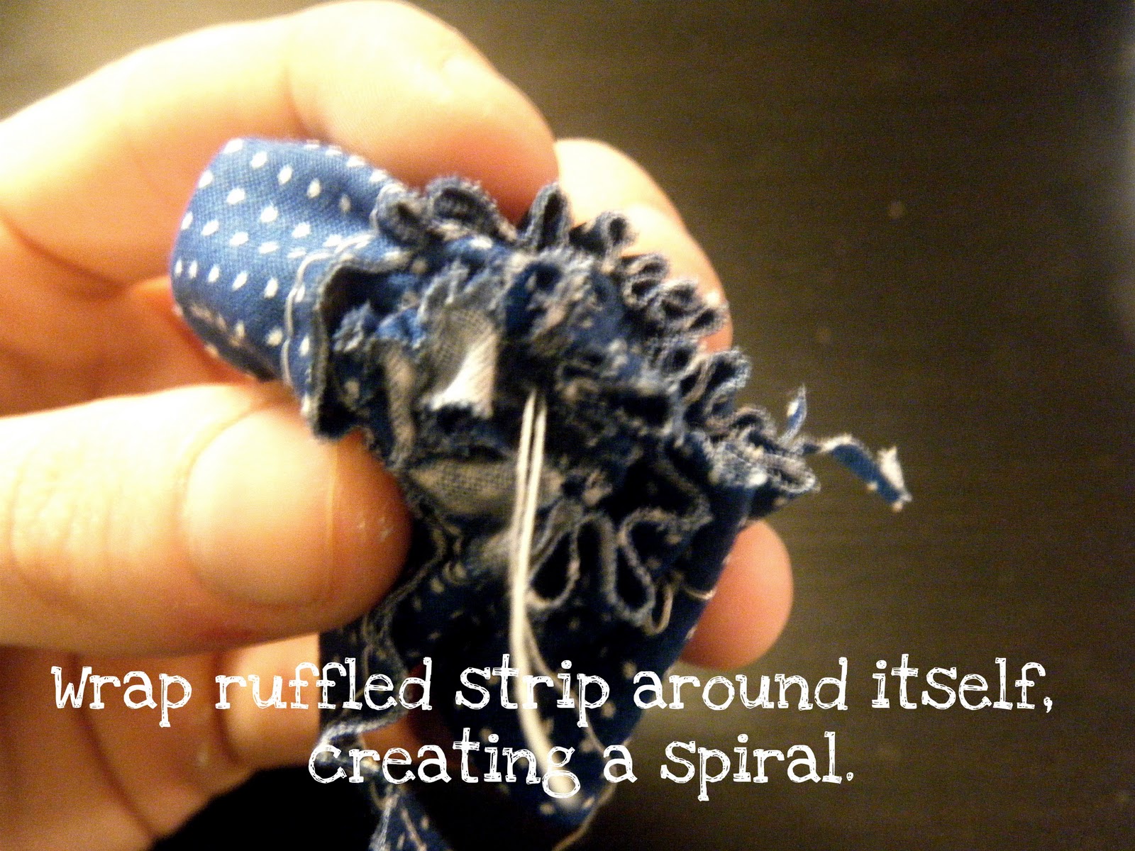 Miss Lovie: Another Fabric Flower Tutorial